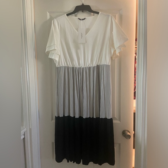 BloomChic | Dresses | Bloom Chic Black And White Tiered Dress | Poshmark